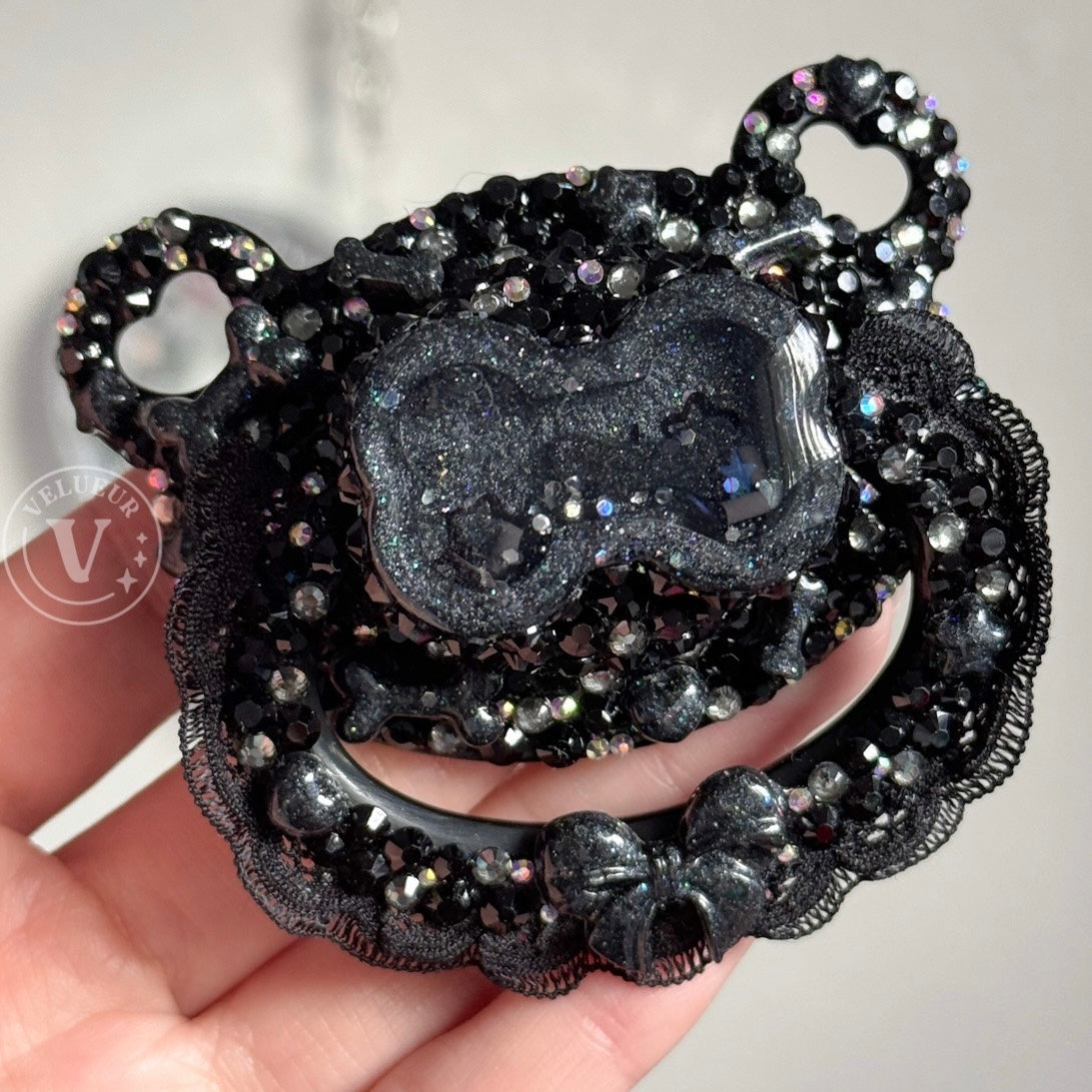 Black Dog Bone Pacifier – Velueur